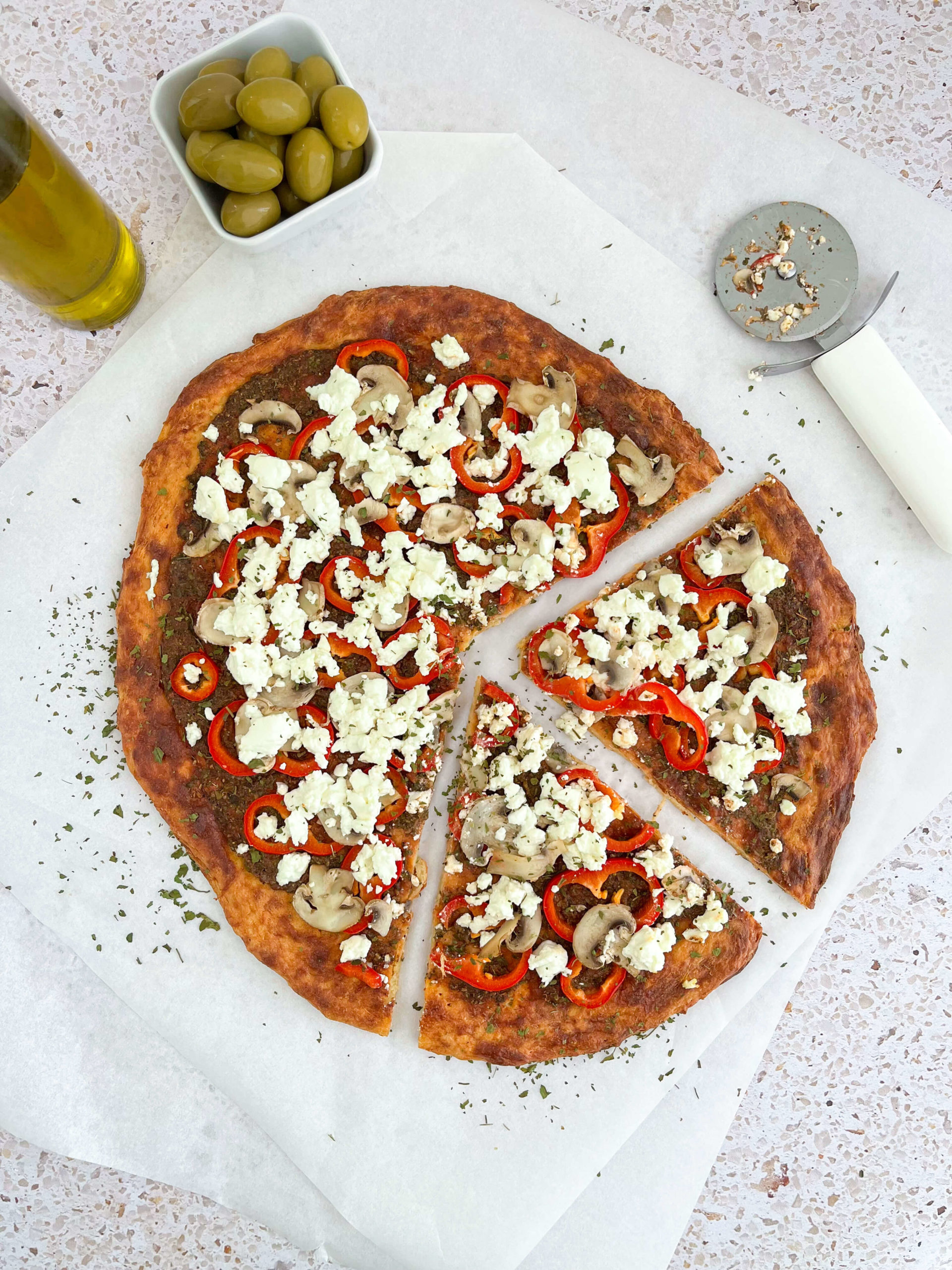 Mediteranska keto pica - Anđela Đekić